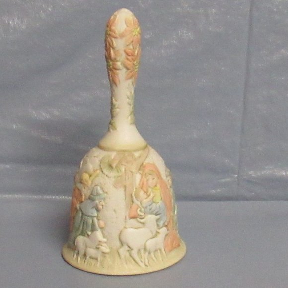 Lefton | Holiday | Vintage 982 Lefton Porcelain Bell Nativity Scene O ...